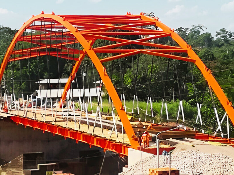 Instalación de péndolas – SAMAYCA